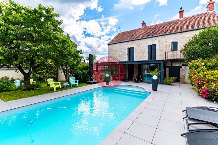 Maison à vendre - Savigny-le-Sec - 6 pièces - 3 chambres