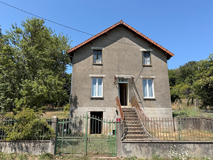 Maison 3 pièces à Les Billanges, à vendre