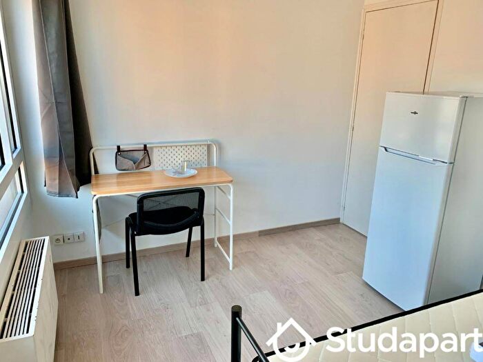 Appartement 1 pièce à louer - Bois et Forêt de Fontainebleau, Dammarie-les-Lys