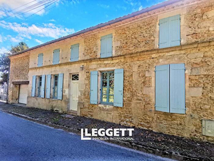 Maison à vendre - Balanzac - 7 pièces - 6 chambres