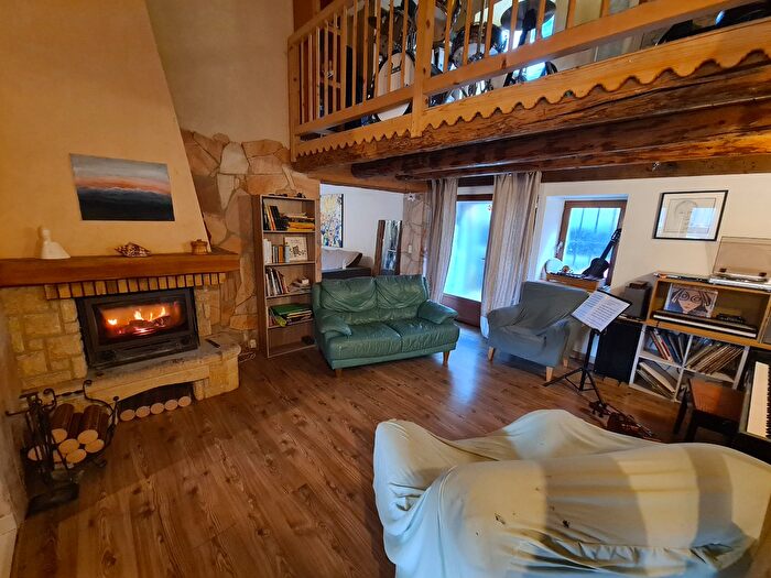 Maison à vendre - Grésy-sur-Isère - 6 pièces - 4 chambres