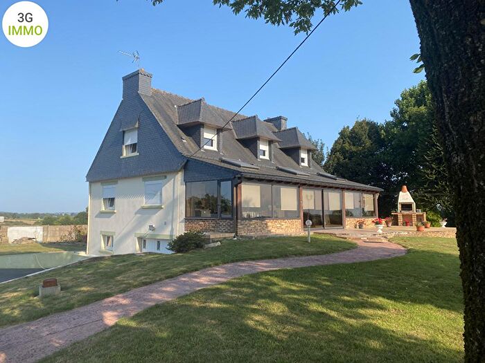 Maison à vendre - Plumelin - 6 pièces - 4 chambres