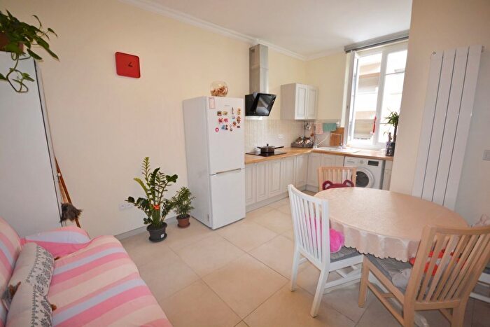 Appartement 3 pièces à Nice, Riquier, à vendre
