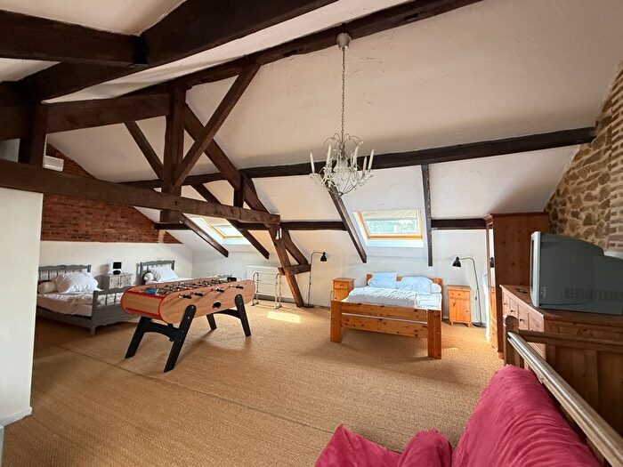 Maison à vendre - Le Bourg-dHem - 5 pièces