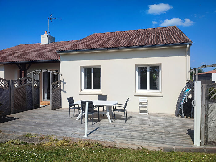 Maison 6 pièces à Saint-Michel-Chef-Chef, à vendre