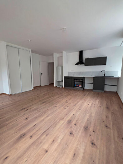 Appartement à louer - Mazamet - 3 pièces - 2 chambres