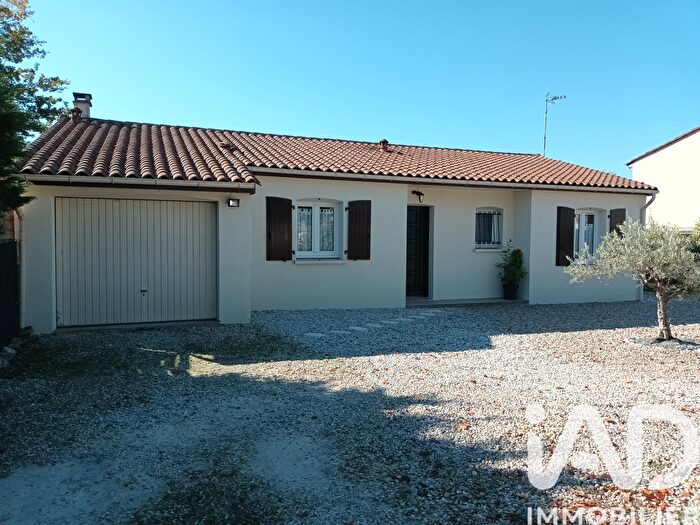 Maison à vendre - Saint-Yrieix-sur-Charente - 4 pièces - 3 chambres