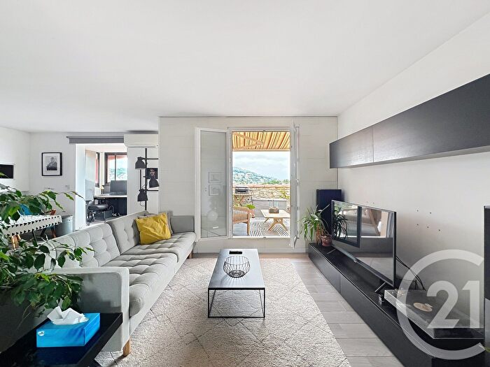 Appartement 2 pièces à louer à Vallauris, Puadon, Plateau de Bernis, Super Cannes, Le Maure