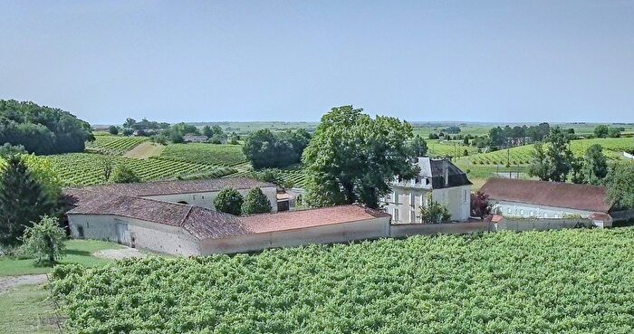 Maison à vendre - Juillac-le-Coq - 18 pièces - 10 chambres