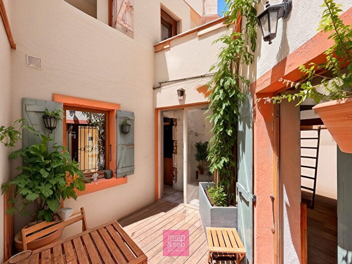 Maison 3 pièces à Marseille 6ème, Palais de Justice, à vendre