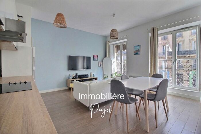 Appartement à louer - Marseille e , Grands Carmes - 3 pièces - 2 chambres