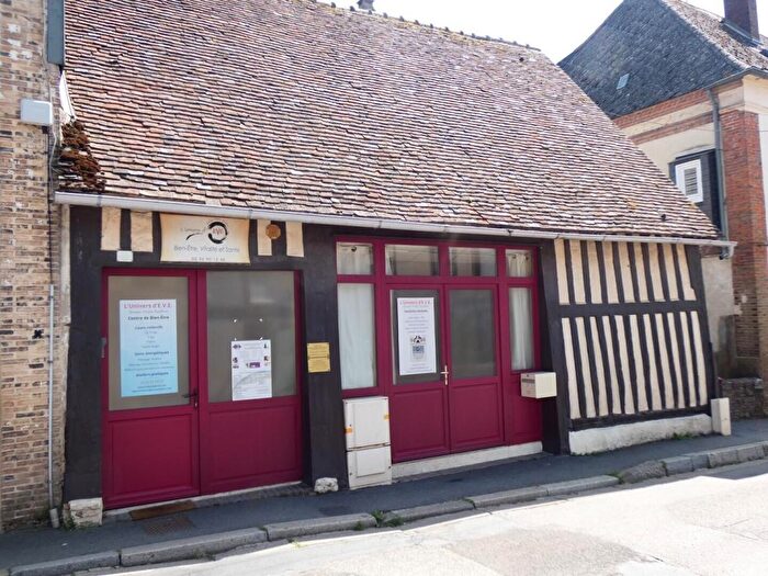 Maison 5 pièces à Verneuil-sur-Avre, à vendre