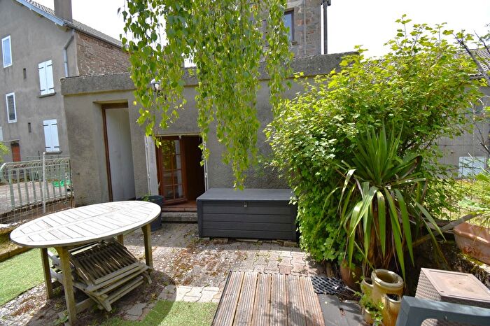 Maison 6 pièces à Saint-Agrève, à vendre