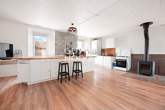 Le Fraysse : Maison 3 pièces à vendre