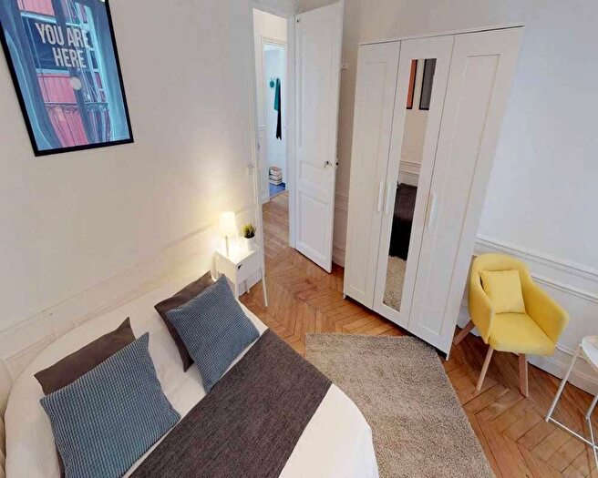 Appartement à louer - Saint Merri, Paris ème arrondissement - 5 pièces - 5 chambres