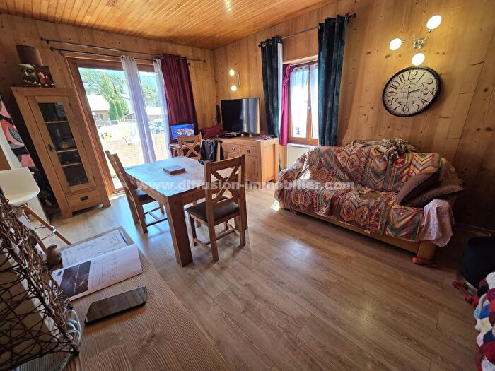 Jausiers - Appartement 3 pièces à vendre