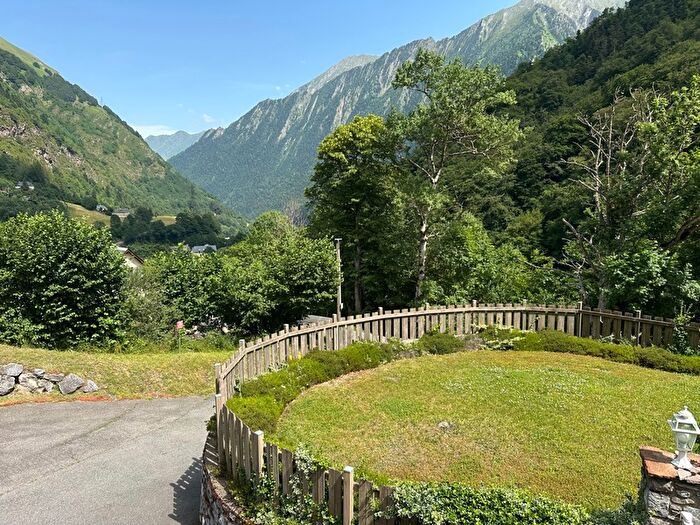 Maison à vendre - Aragnouet - 5 pièces - 4 chambres