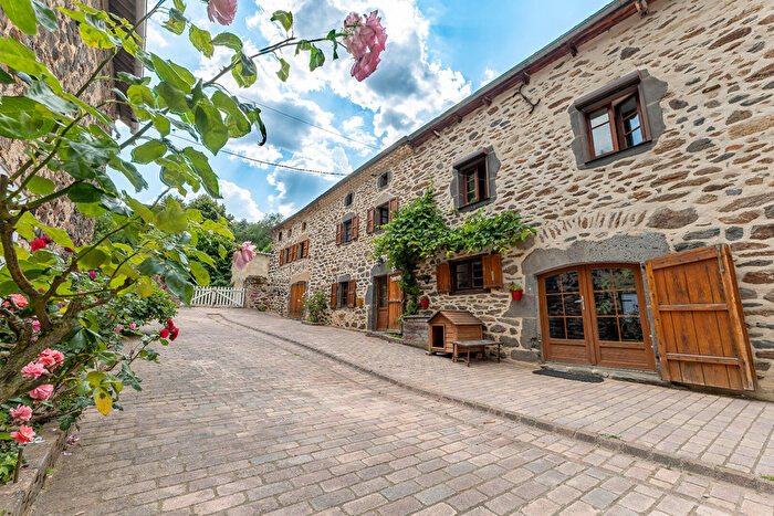 Maison 6 pièces à vendre à Saint-Étienne-sur-Blesle