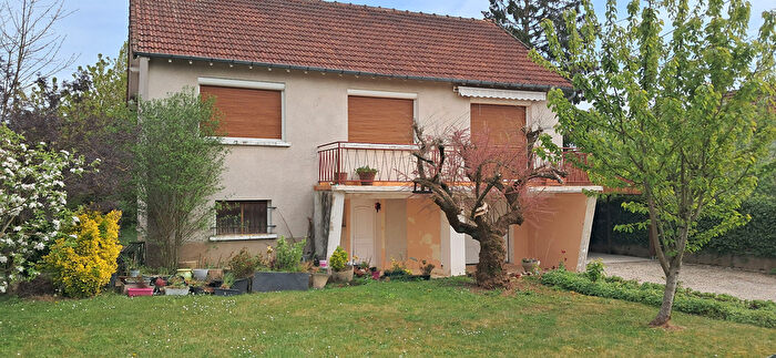 Maison à vendre - Laroche-Saint-Cydroine - 5 pièces - 3 chambres