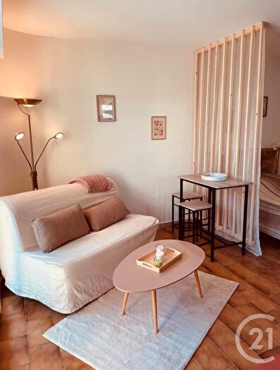 Antibes, Rastines, Super Antibes, Laval, La Fontonne : Appartement 1 pièce à louer