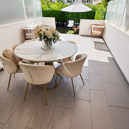 Appartement à vendre - Cannes, Pointe Croisette - 2 pièces - 1 chambre