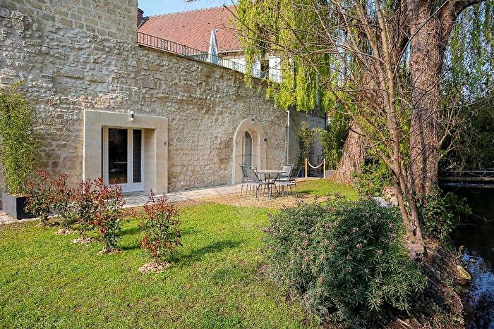 Maison à vendre - Senlis, Villevert - 10 pièces - 7 chambres