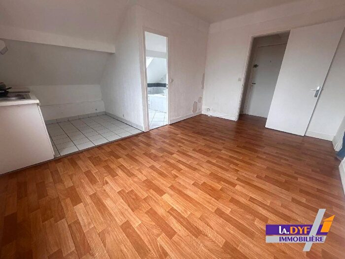 Mitry-Mory : Appartement 2 pièces à louer