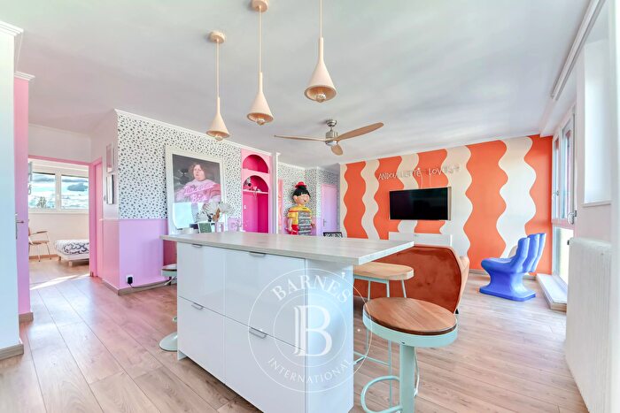 Appartement à vendre - Villeurbanne, Zola, Pressence - 4 pièces - 3 chambres