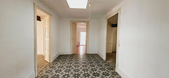 Appartement à vendre - Narbonne, Bourg - 4 pièces - 3 chambres