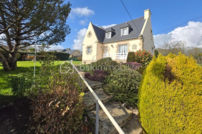 Maison à vendre - Aucaleuc - 6 pièces - 4 chambres