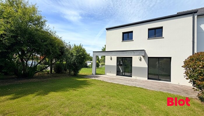 Maison 6 pièces à vendre à Chavagne