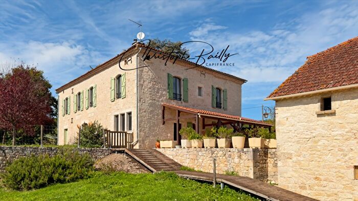 Maison à vendre - Lauzerte - 11 pièces - 7 chambres