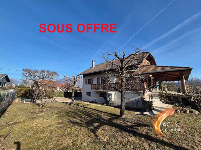 Maison à vendre - Chapareillan - 6 pièces - 5 chambres