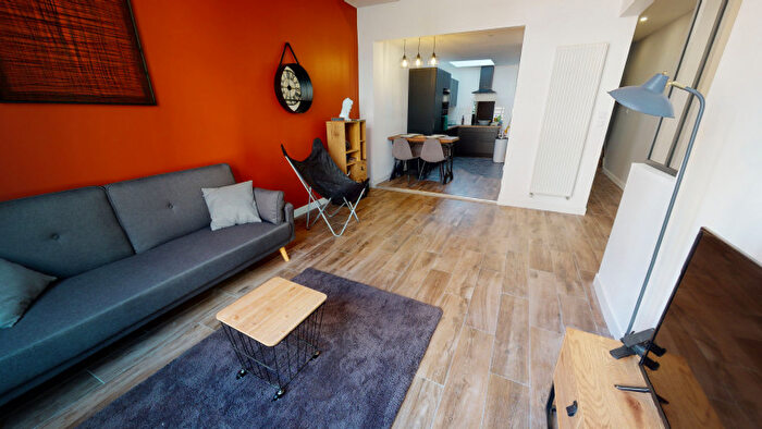 Appartement 5 pièces à louer à Lille, Fives