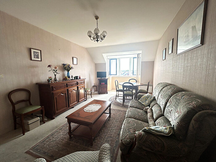 Appartement à vendre - Saint-Malo, La Gare, Marville - 2 pièces - 1 chambre