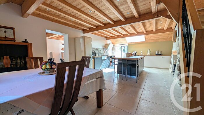 Maison à vendre - Saint-Bonnet-en-Champsaur - 5 pièces - 4 chambres