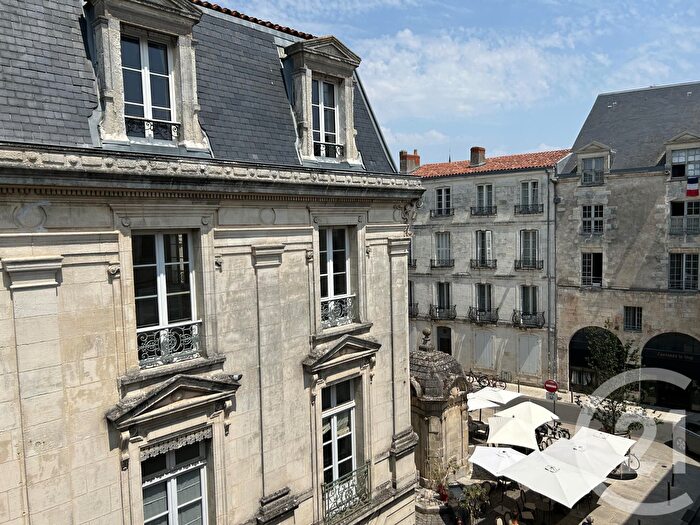 Appartement 2 pièces à La Rochelle, Centre-ville, Vieux-port, Marché, à louer