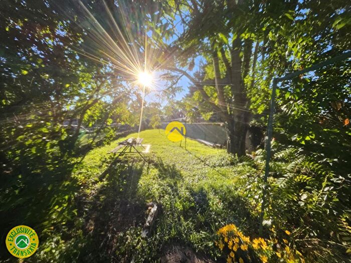 Maison à vendre - Nérondes - 6 pièces - 2 chambres