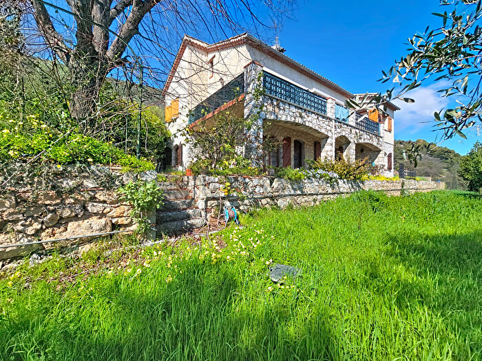 Maison à vendre - Gattières - 7 pièces - 5 chambres