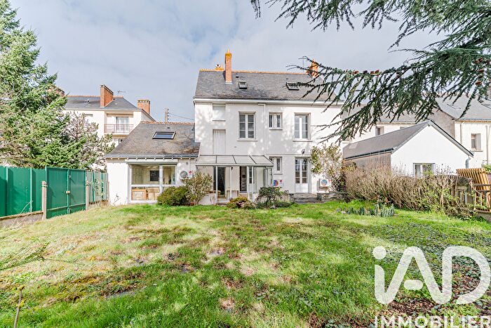 Maison à vendre - Saint-Pierre-des-Corps, Langevin - 7 pièces - 4 chambres