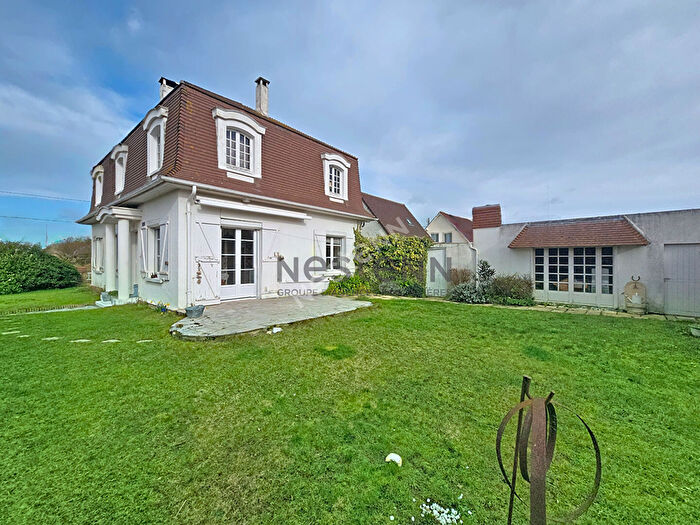 Maison à vendre - Ouistreham - 7 pièces - 5 chambres