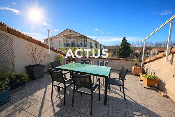 Appartement à vendre - Salon-de-Provence, Hautes Viougues, Saint-Come, Pavillon - 3 pièces - 2 chambres