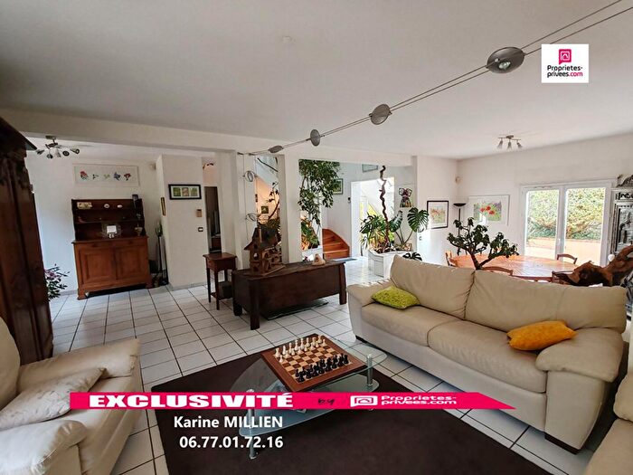 Maison 6 pièces à Houdan, à vendre