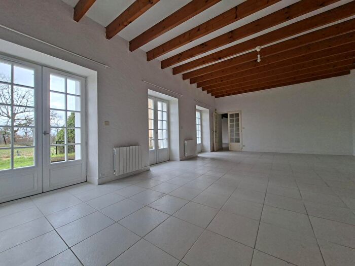 Maison à louer - Saint-Léon - 4 pièces