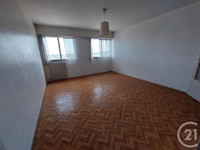 Montluçon, Ville Gozet, République, Blanzat : Appartement 2 pièces à vendre