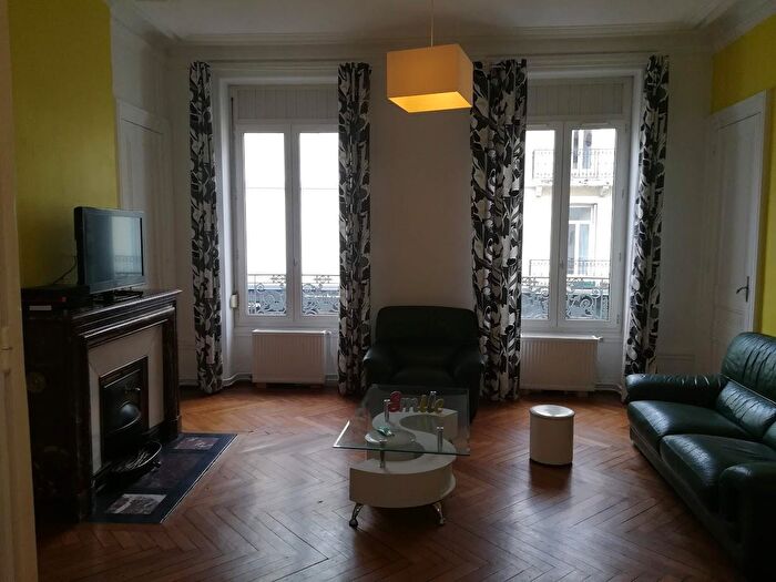 Appartement à louer - Saint-Étienne, Tardy, Colline des Pères, Bizillon - 1 chambre