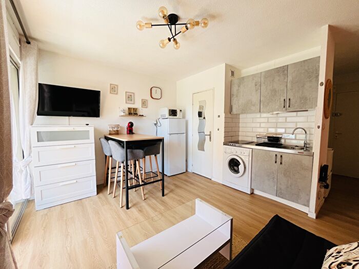 Appartement à vendre - Valras-Plage, Casino, Plage, Stade - 2 pièces - 1 chambre