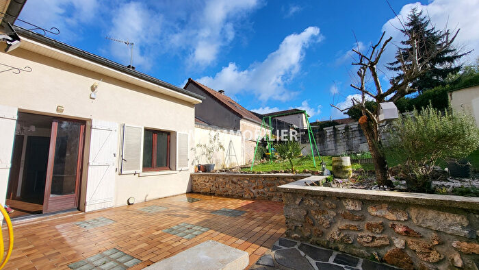 Maison à vendre - Charly-sur-Marne - 7 pièces - 5 chambres