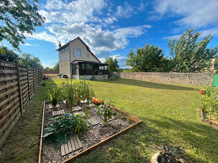 Maison à vendre - Montigny-aux-Amognes - 5 pièces - 2 chambres