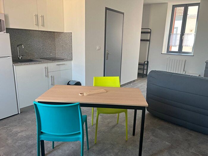 Appartement 1 pièce à La Couronne-Saint Henri, Le Creusot, à louer